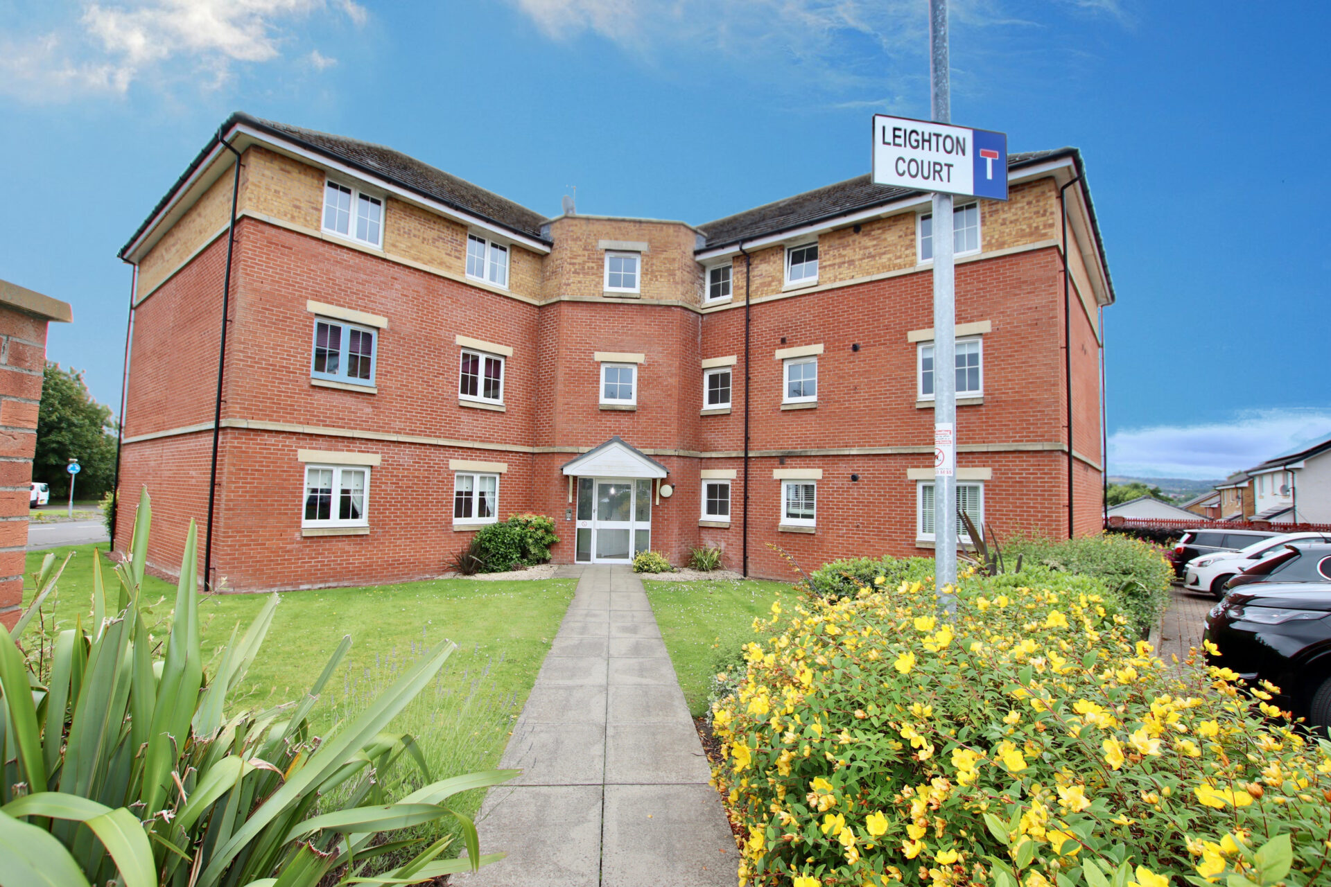 Leighton Court, Cambuslang, G72 - Abode Estate Agency