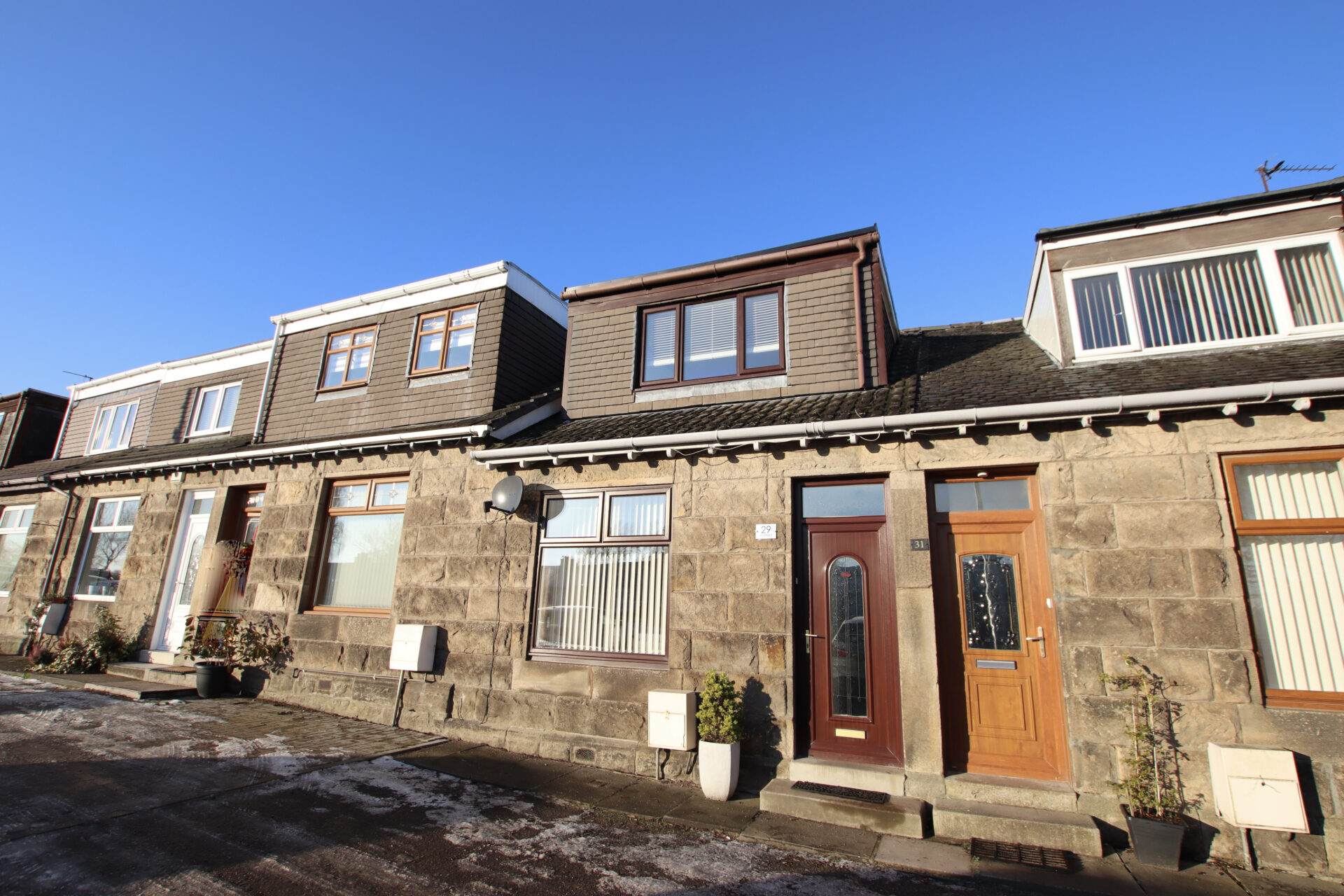 Brown Street, Larkhall, ML9 - Abode Estate Agency