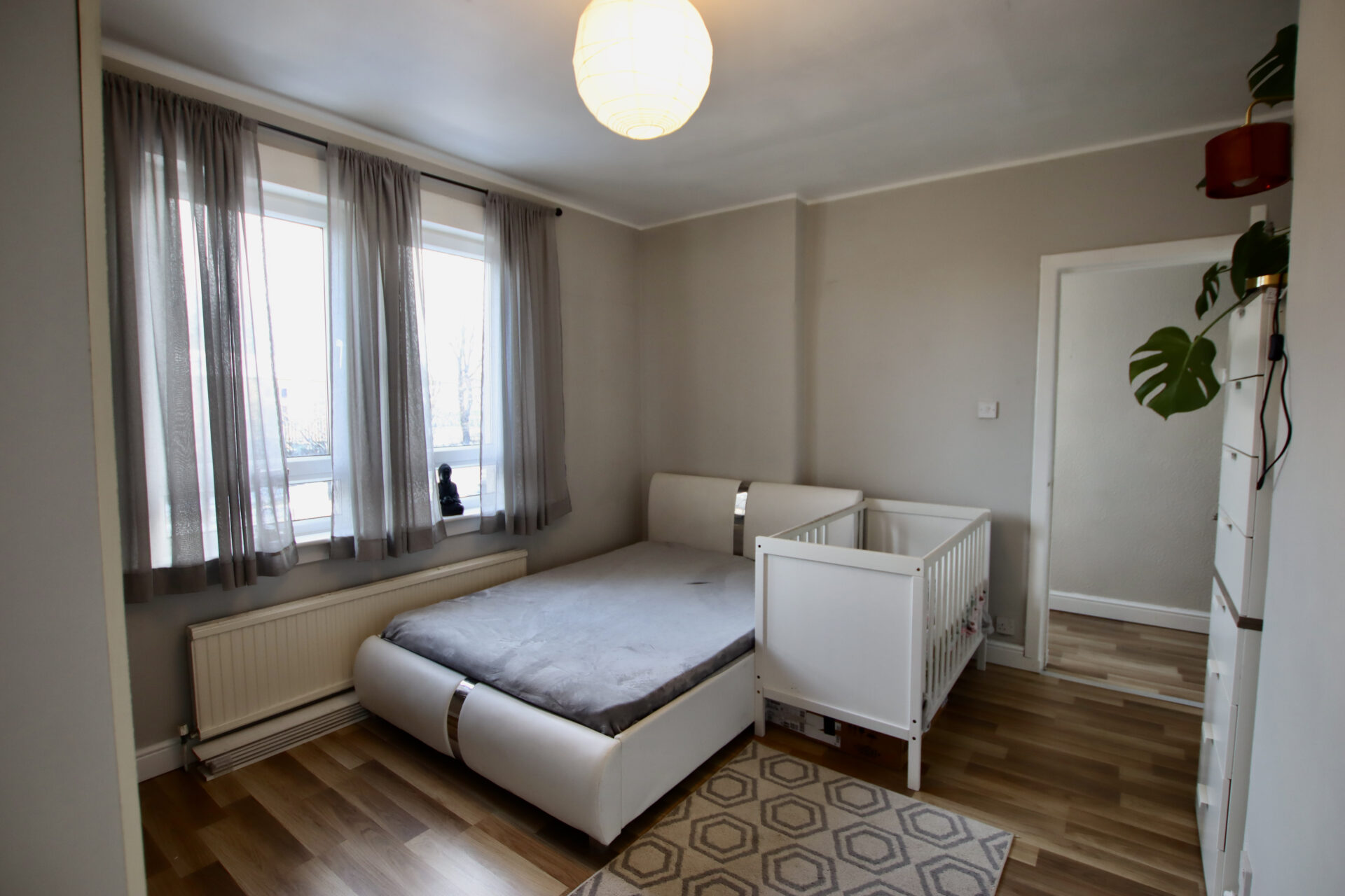 Whifflet Street, Coatbridge, ML5 - Abode Estate Agency