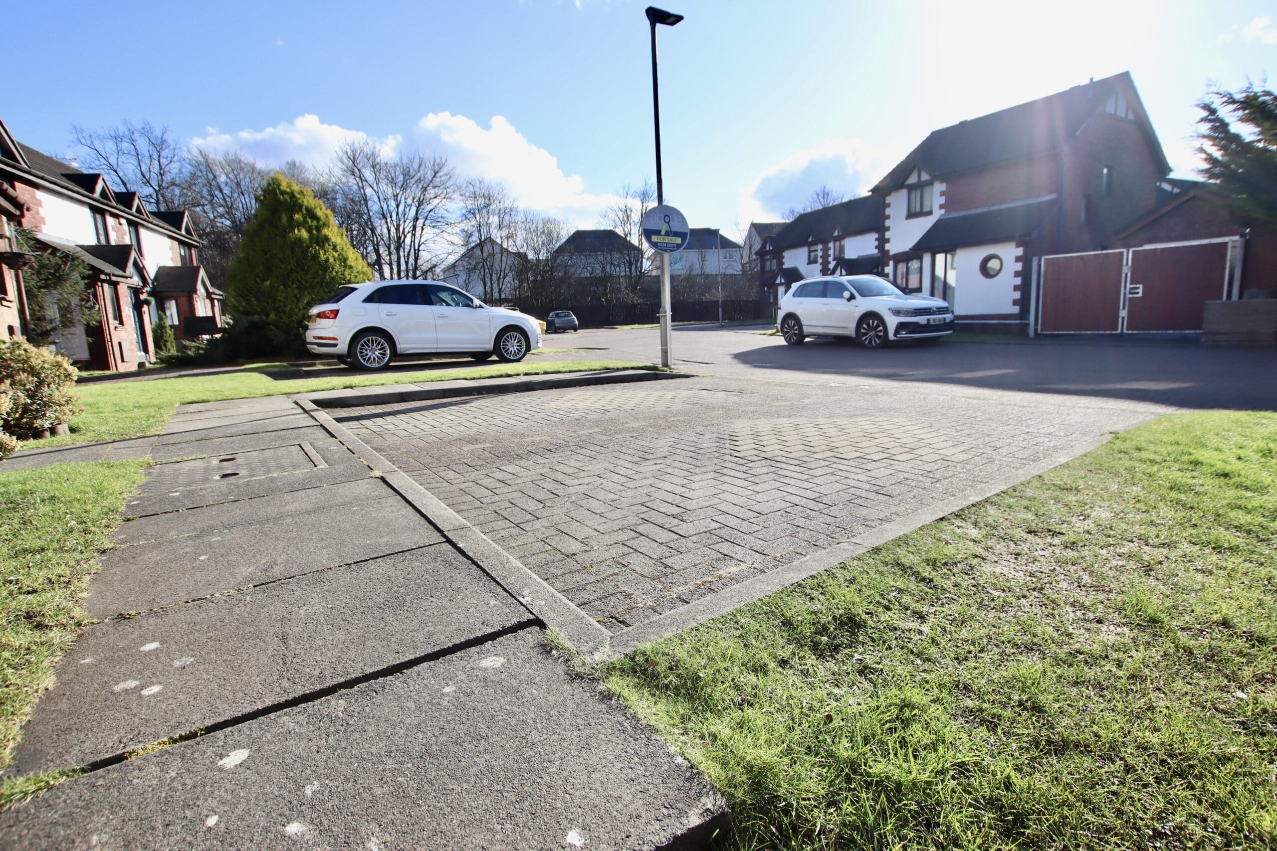 Dysart Way, Airdrie, ML6 - Abode Estate Agency