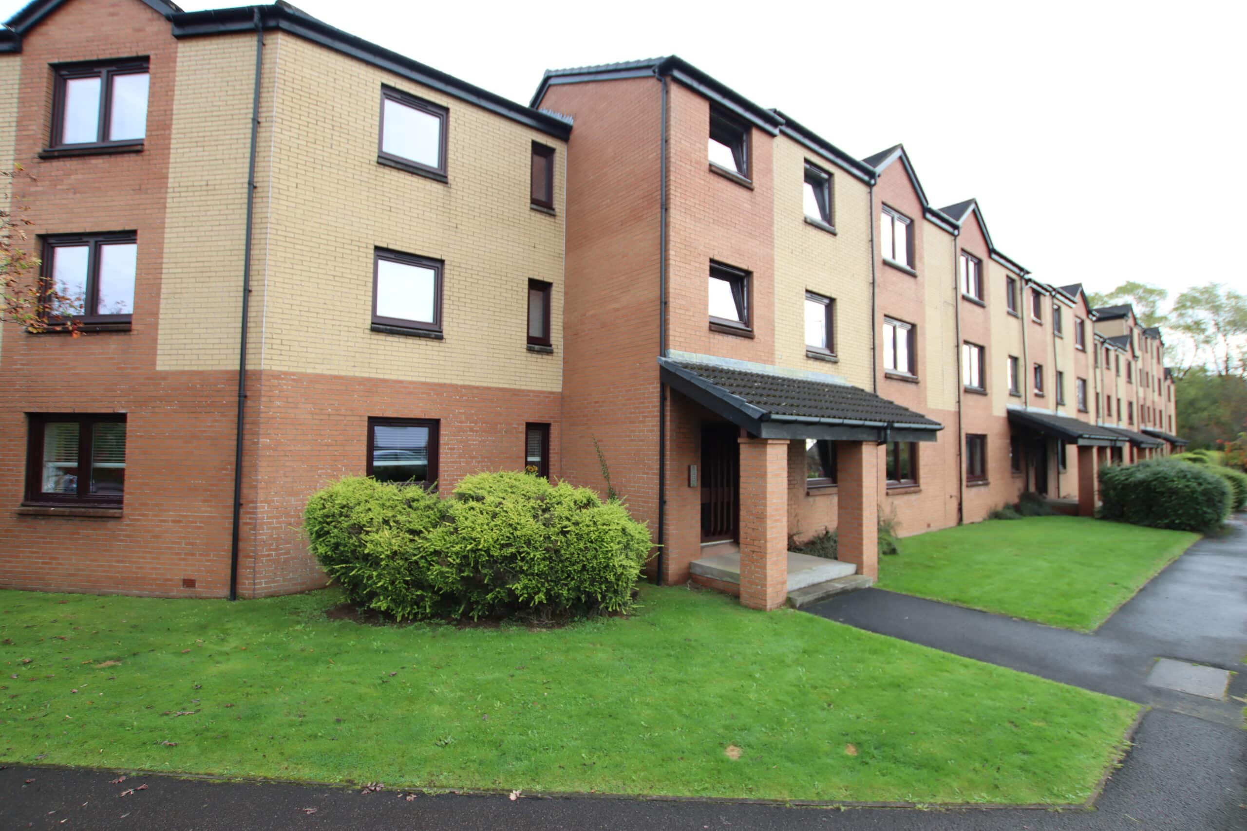 Stevenston Court, New Stevenston, ML1 - Abode Estate Agency